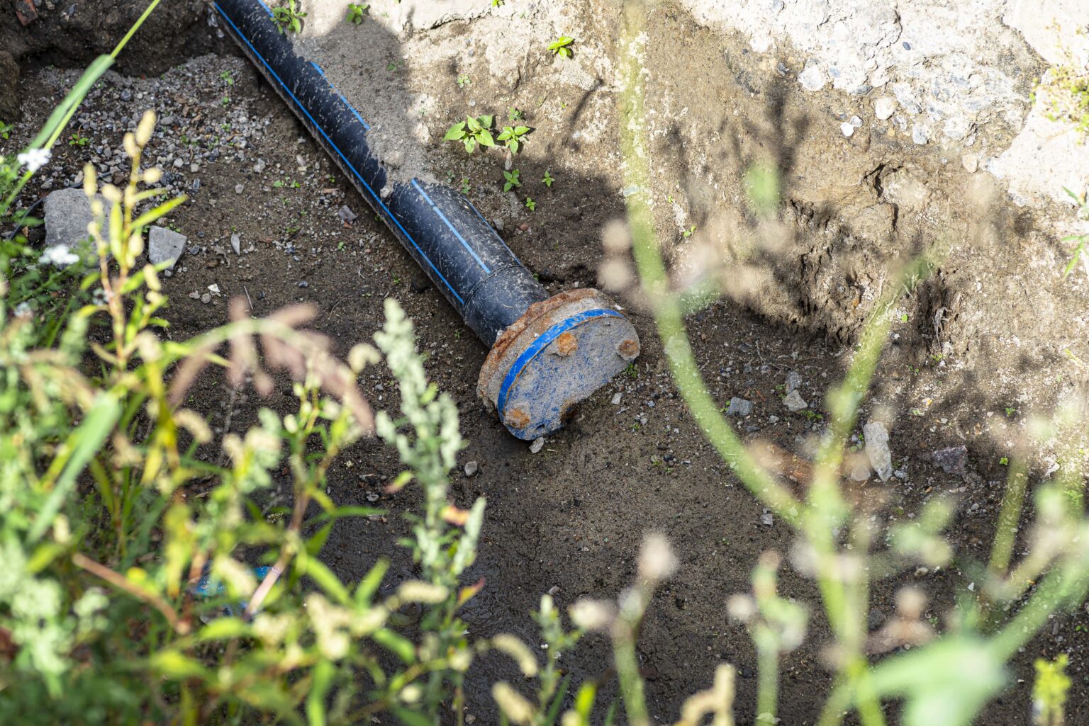 Trenchless Pipe Replacement - Professional Gutter & Drain Ltd.